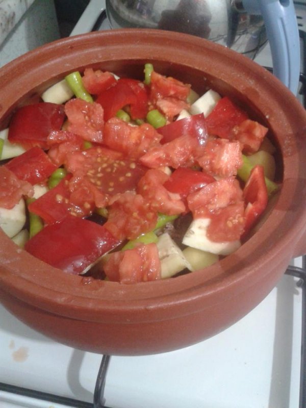 Sebzeli Etli Güveç Tarifi – neyemekpisirsek